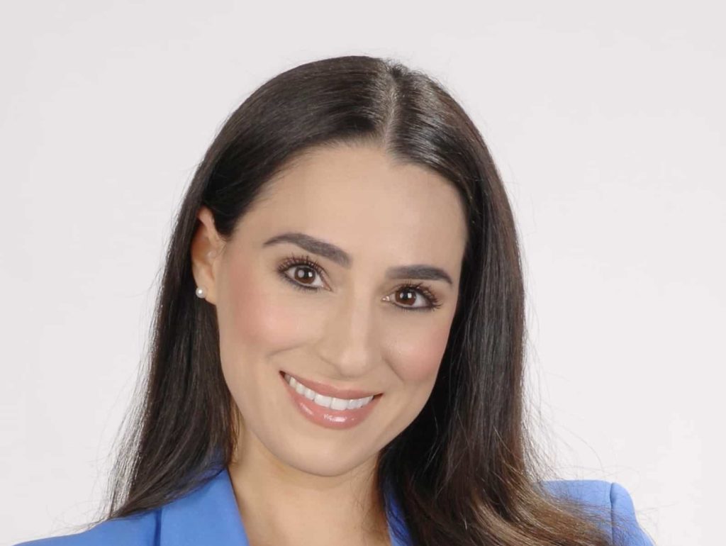 Warum Linksextreme diese Brasilianerin in Augsburg bedrohen - Augsburg Journal