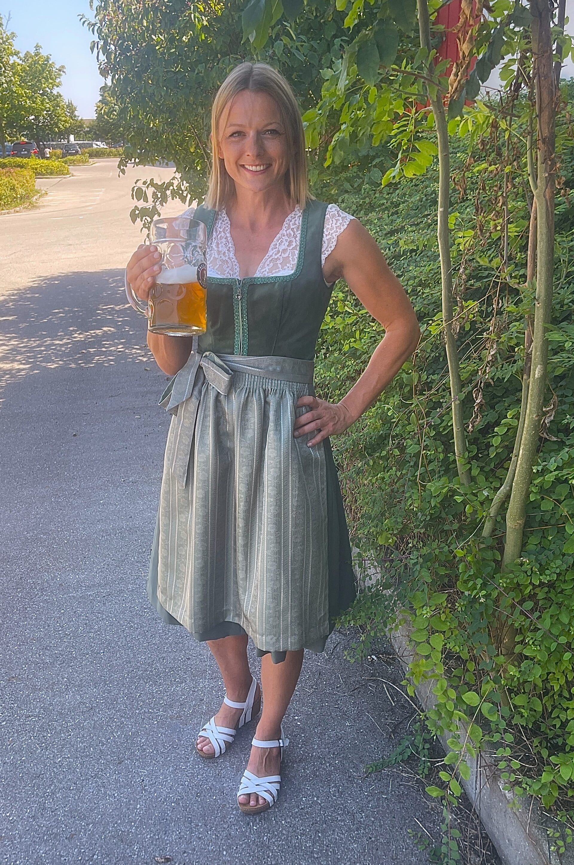 Augsburger Dirndl-Liebe und Volksfest-Freude - Augsburg Journal